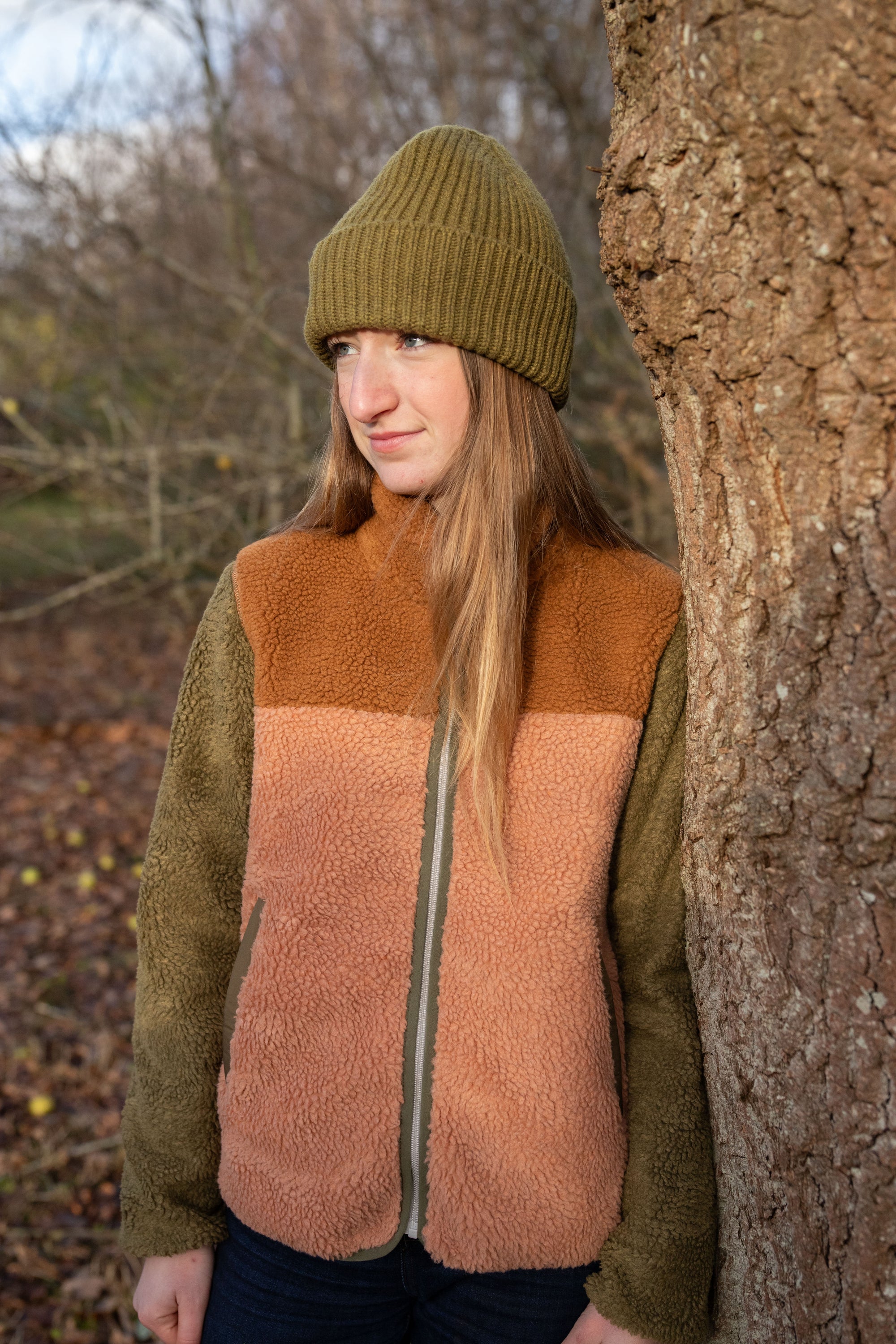 Skøn flerfarvet zip-up fleecejakke. Shop overtøj hos Danefæ her!