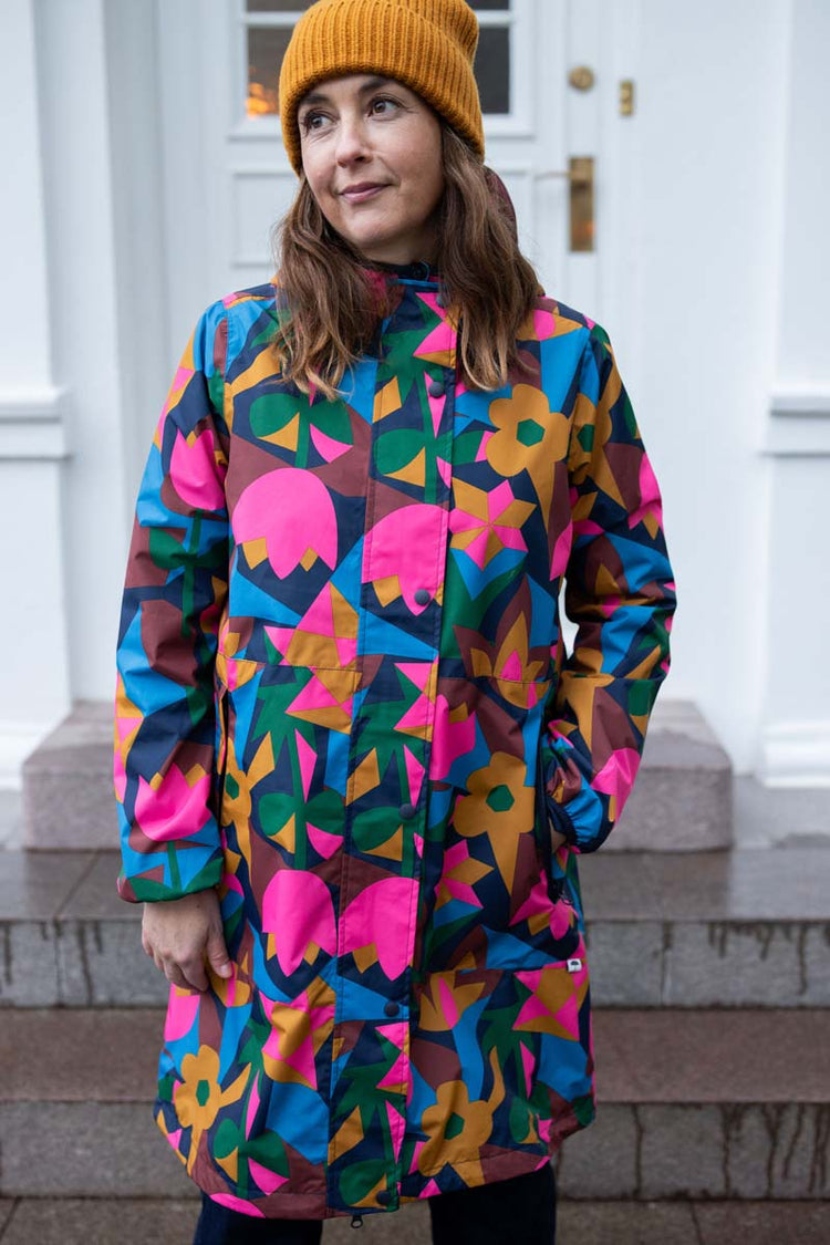 Raincoats from Danish Danefæ. We are raincoat experts!