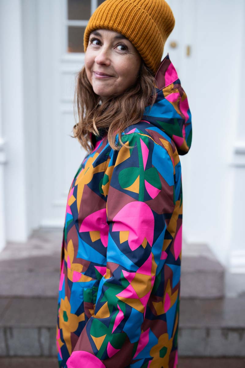 Raincoats from Danish Danefæ. We are raincoat experts!